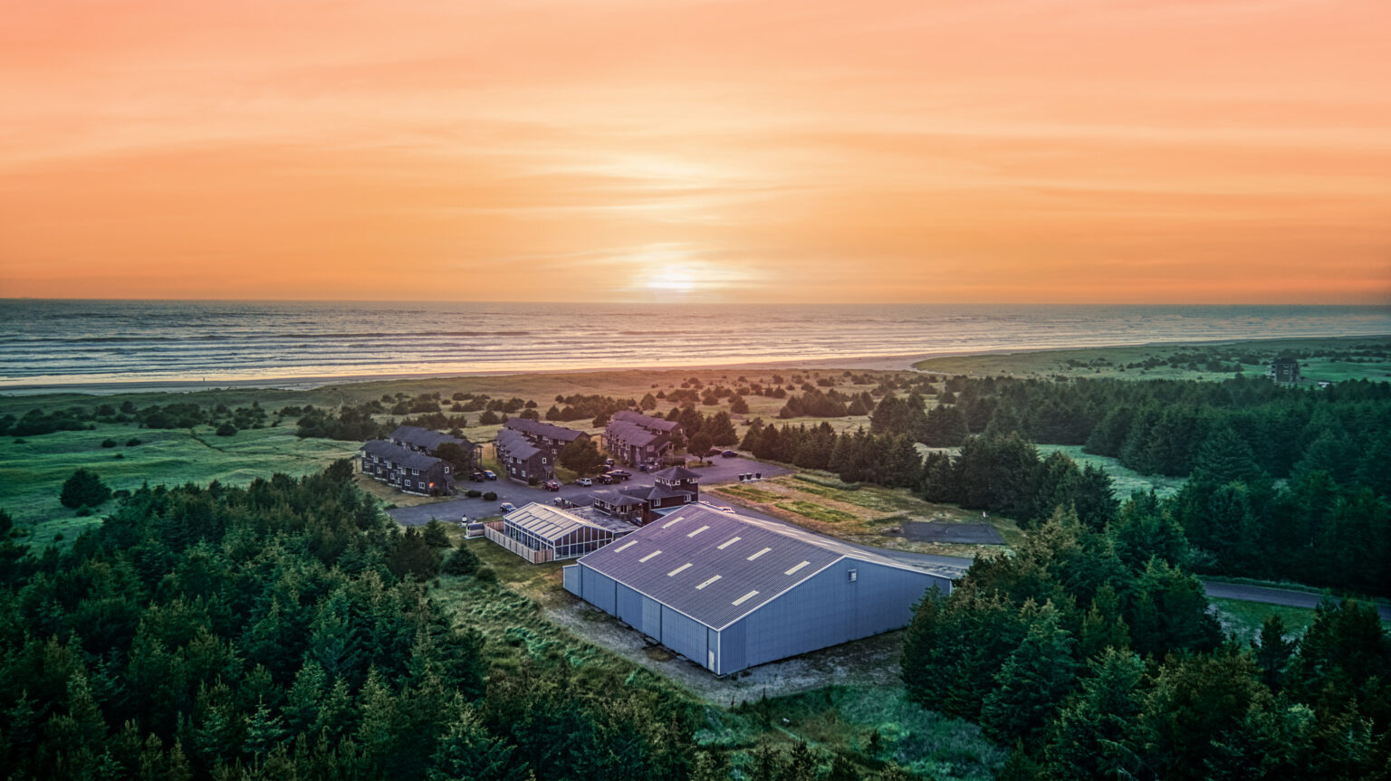 Family Beach Vacation Washington Coast - Lighthouse Oceanfront Resort